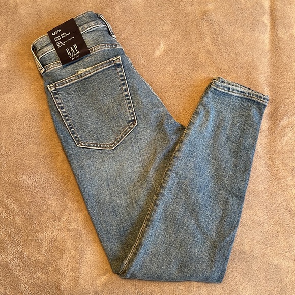 GAP | Jeans | Nwt Gap Petite High Rise True Skinny Jean | Poshmark